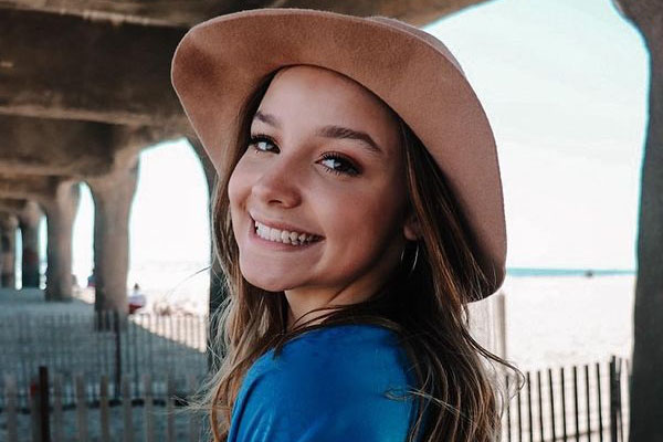 Mackenzie Aladjem Biography - Net Worth, Age, Height, Career, Award ...