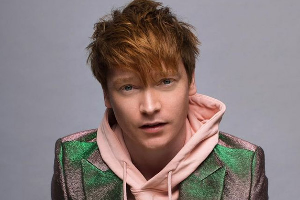 Calum Worthy Biography- Age, Net worth, Girlfriend, Movies, TV showns ...